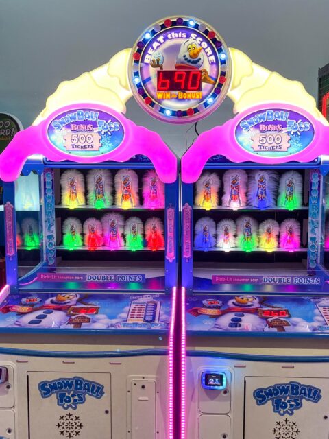ICEGAME.com - Snowball Toss®